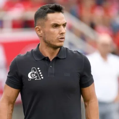 ¿Arde el infierno en América con Lucas González?