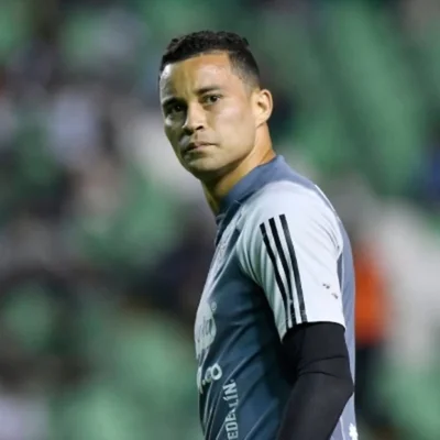 ¡Duro golpe! Medellín dio parte médico de José Chunga