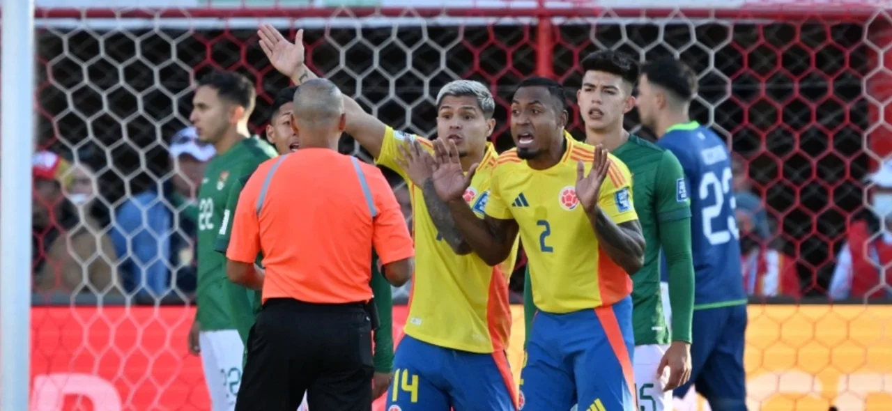 ¿Por qué no se pitó penalti de Bolivia ante Colombia por mano?