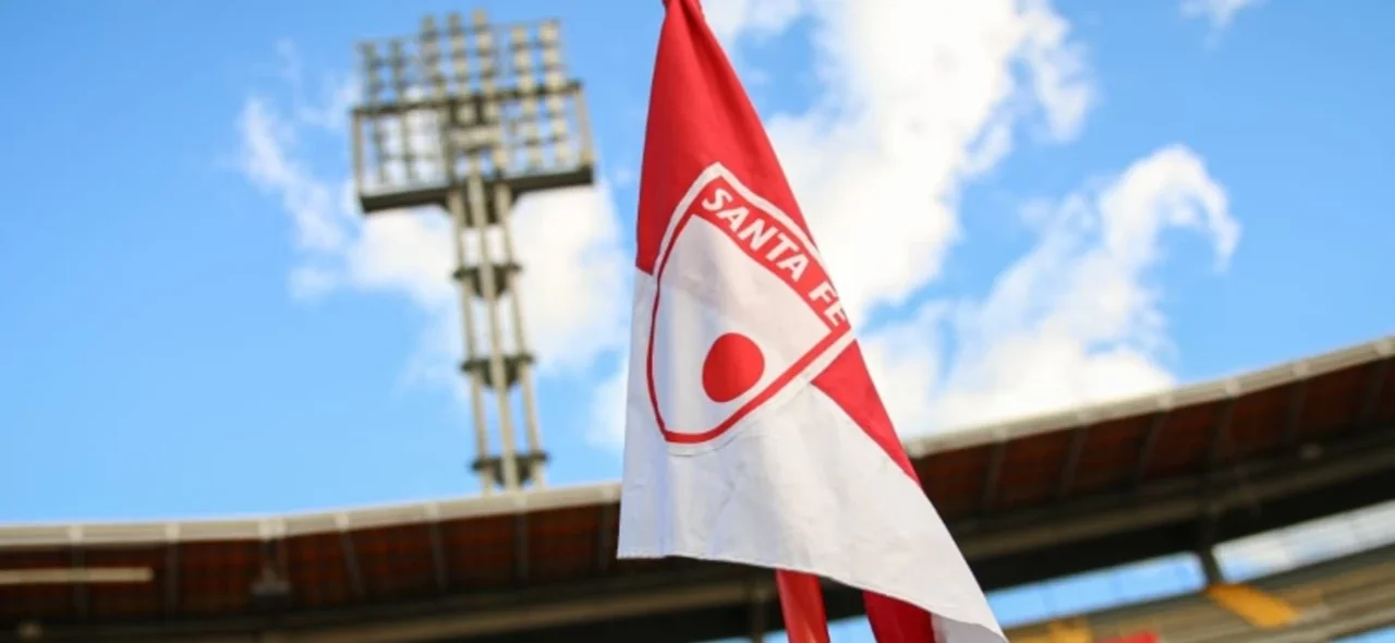 ¡Admirable! Santa Fe homenajeó a Natalia Gaitán, previo al clásico