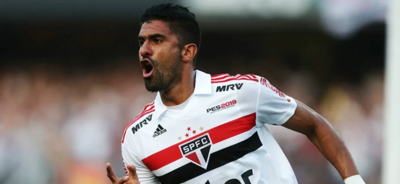 Santiago Tréllez: El jugador colombiano cada vez es más respetado en el ...