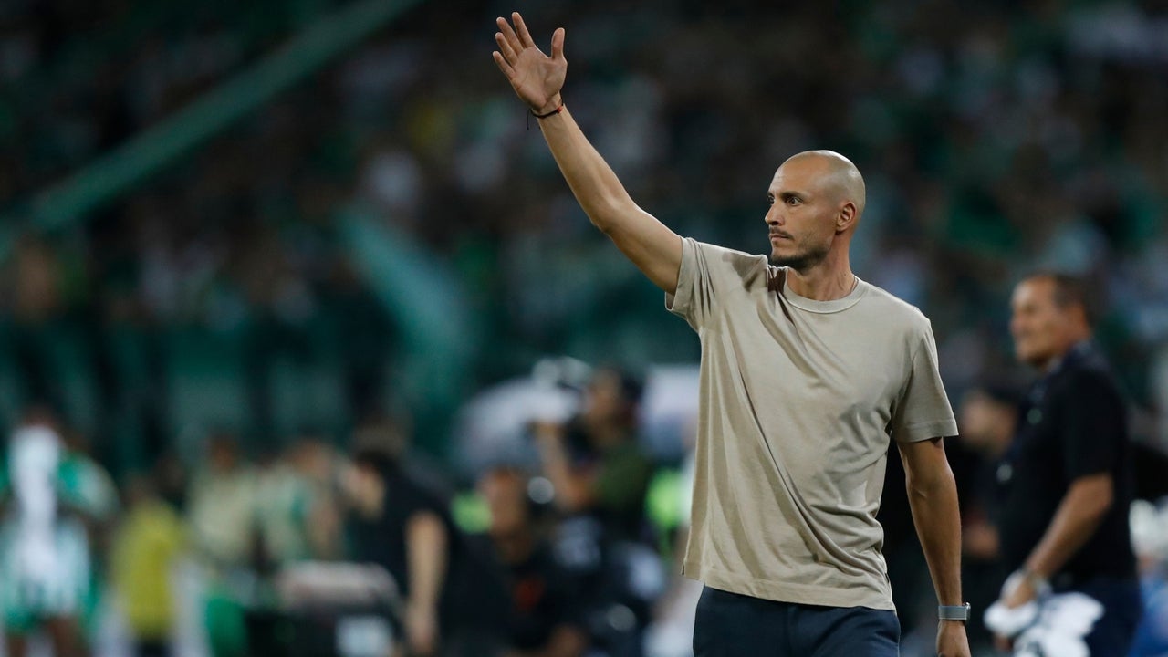 David González es ratificado como entrenador de Tolima en 2025