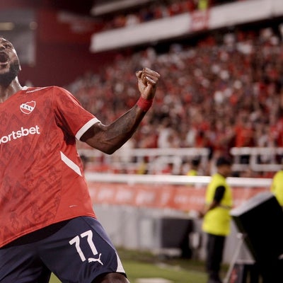 Álvaro Angulo marcó su primer gol en Independiente de Avellaneda