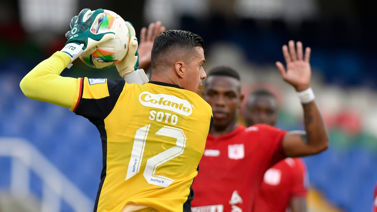 ¡Volvió Jorge Soto! Mira su penal atajado en América vs. Santa Fe