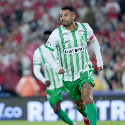 Edwin Cardona habría renovado su contrato con Atlético Nacional