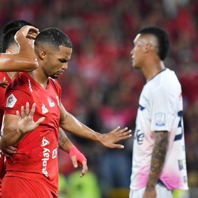 Felipe Gómez marcó un golazo para América ante Fortaleza