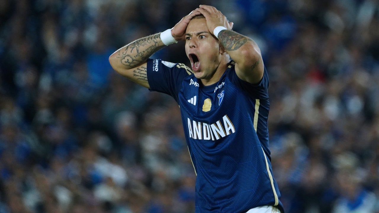 Leo Castro estuvo cerca de marcar un gol para Millonarios
