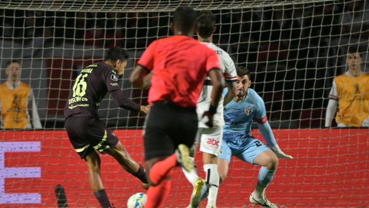 Sao Paulo sale de Libertadores por gol del colombiano Jeison Medina