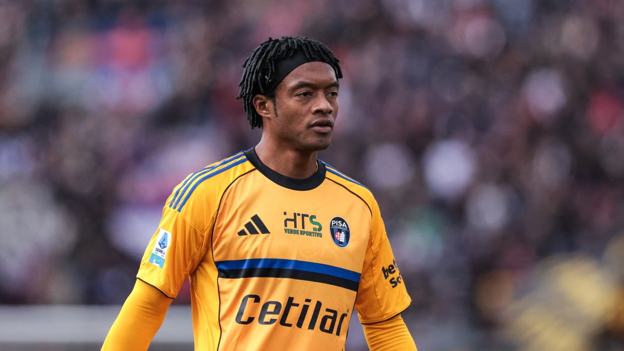 Cuadrado marcó gol histórico y Pisa sumó un puntazo ante Milan