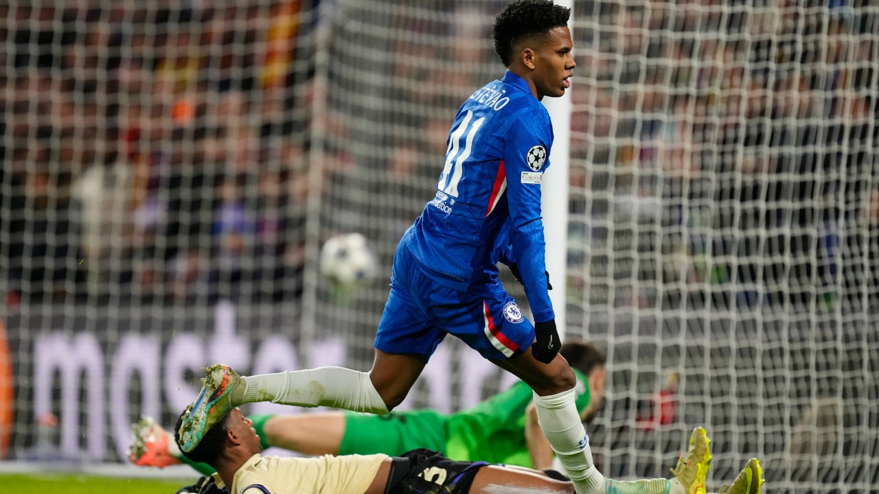 Chelsea goleó a Barcelona en una vibrante noche de Champions