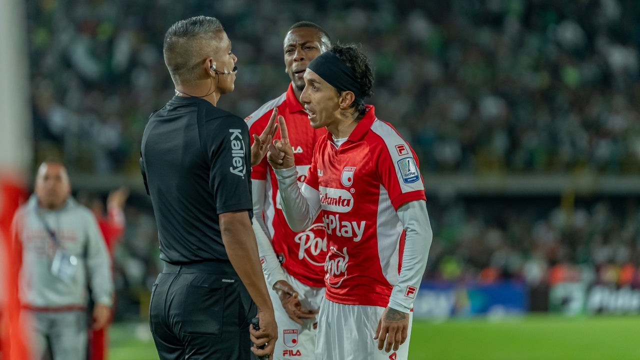 Gran polémica por jugada anulada a Santa Fe contra Nacional