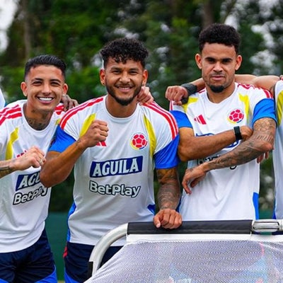 Colombia palpita el debut con ritmo mariachi y apoyo masivo